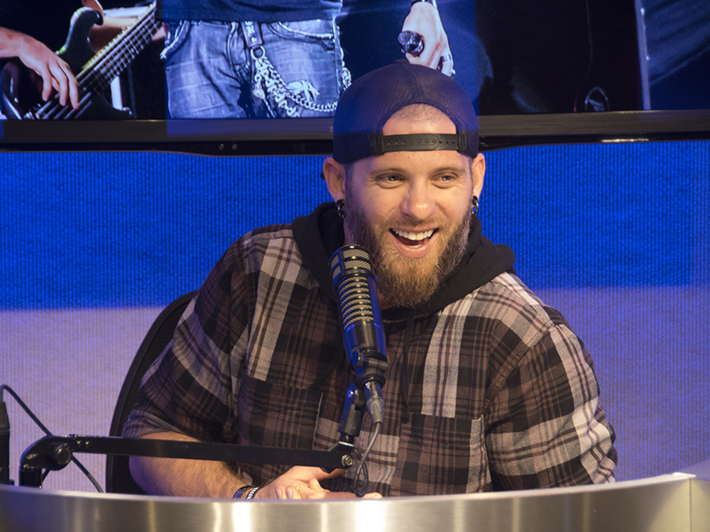 17 Random Questions With Brantley Gilbert | KPLX-FM